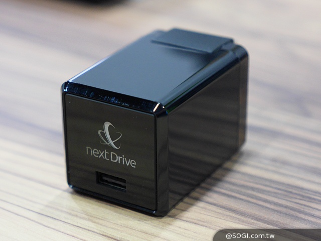 NextDrive Plug無線擴充座 讓USB裝置輕鬆連網- SOGI 手機王
