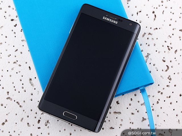 曲面側螢幕新旗艦 三星Note Edge外型、效能實測- SOGI 手機王