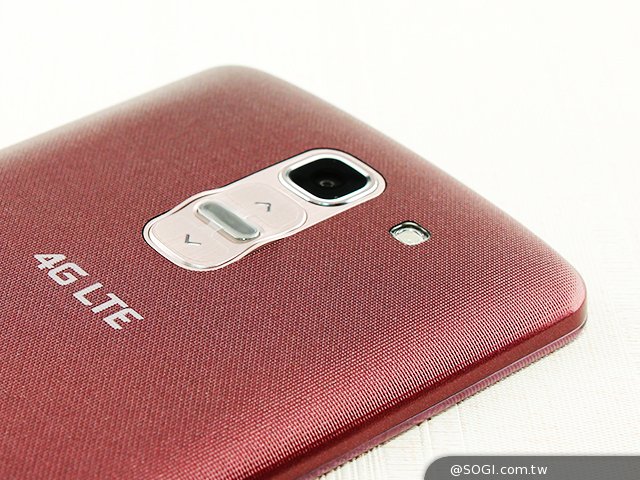 6吋手機LG G Pro 3傳年底推出 搭載高通S820- SOGI 手機王