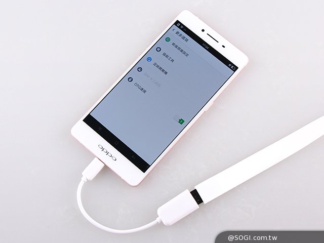 不一樣的OPPO R7s 玫瑰金、大禮包圖賞- SOGI 手機王