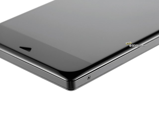 安心亞開箱新機 InFocus Infinity採用3D玻璃切割技術- SOGI 手機王