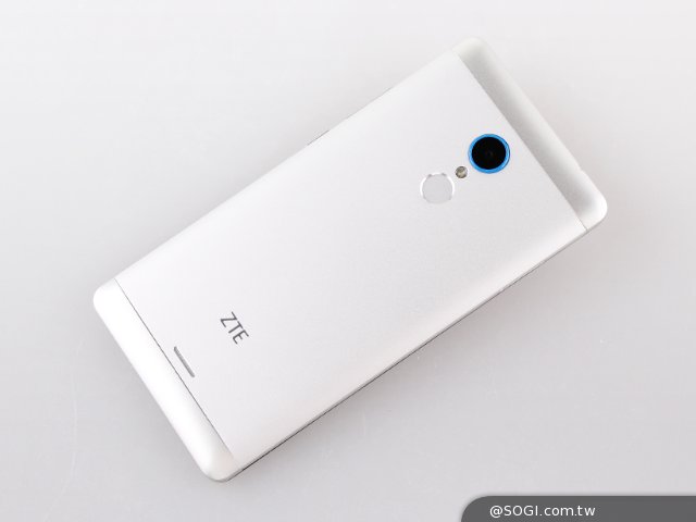 [開箱]ZTE Blade V580 中興金屬雙卡平價機- SOGI 手機王