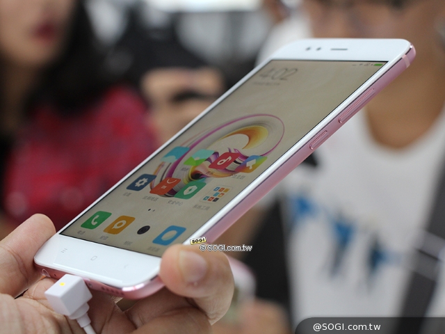 小米5X、MIUI 9系統與小米AI智慧音箱發表- SOGI 手機王