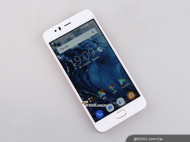 平價手機也有雙鏡頭規格 InFocus A3開箱- SOGI 手機王