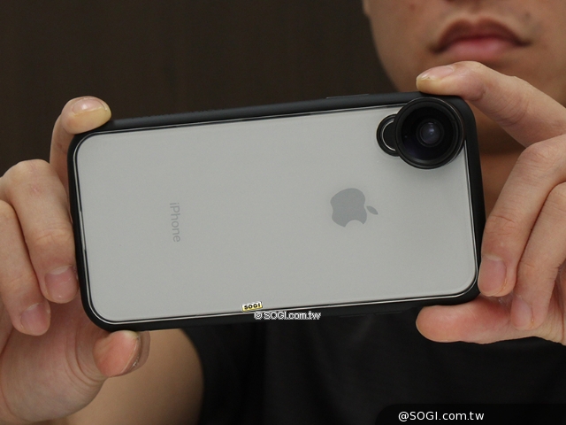 需求一次滿足！犀牛盾iPhone X Mod二用殼與擴充鏡頭開箱- SOGI 手機王