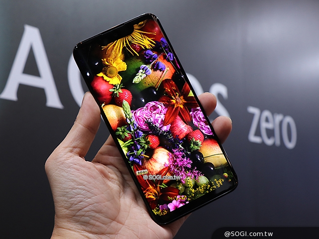 [影片]SHARP AQUOS zero重點評測：OLED螢幕、146g、並聯充電- SOGI 手機王
