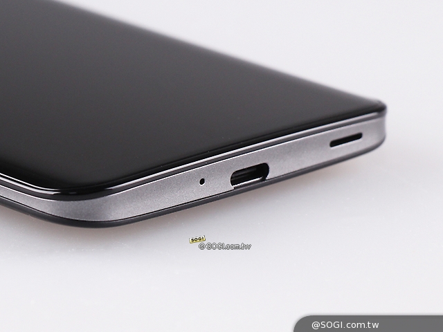 146g輕量級夏普旗艦手機 SHARP AQUOS zero開箱- SOGI 手機王
