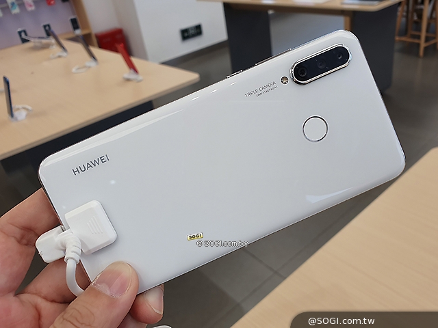 搶先體驗華為nova 4e 台灣4月上市雙規格版本- SOGI 手機王