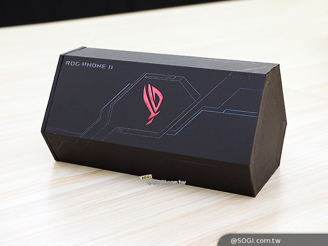 細節再升級！華碩ROG Phone 2代配件周邊搶先公開- SOGI 手機王