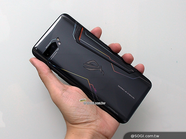 魔鬼藏在細節中 ROG Phone 2代設計歷程與體驗- SOGI 手機王