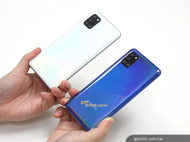 冰晶感格紋設計 6.4吋SAMSUNG A31開箱體驗- SOGI 手機王