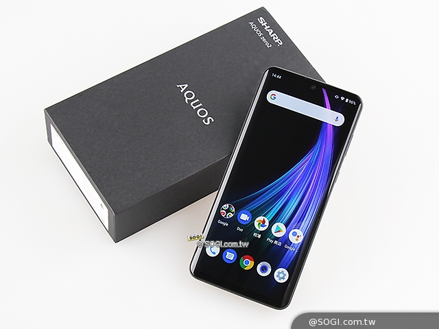 240Hz更新率、輕量級手機 SHARP AQUOS Zero 2開箱- SOGI 手機王
