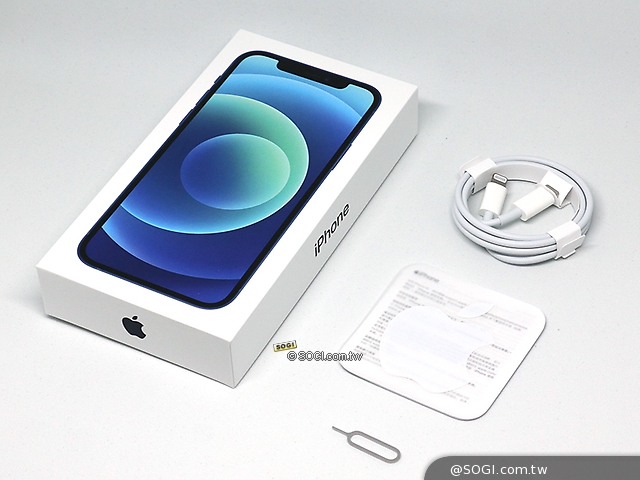 藍色其實很時尚！iPhone 12與12 Pro外觀開箱介紹- SOGI 手機王