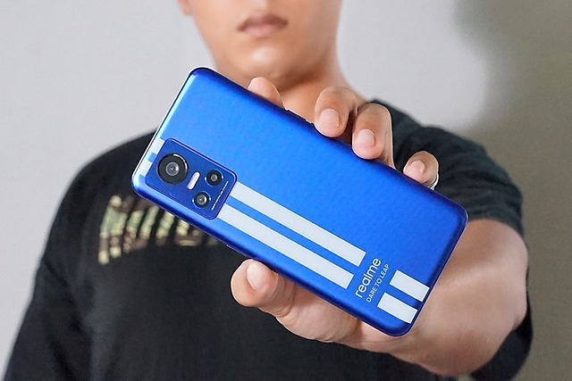 聖誕跨年最後加碼 realme新機狂降62折、破盤萬元有找- SOGI 手機王