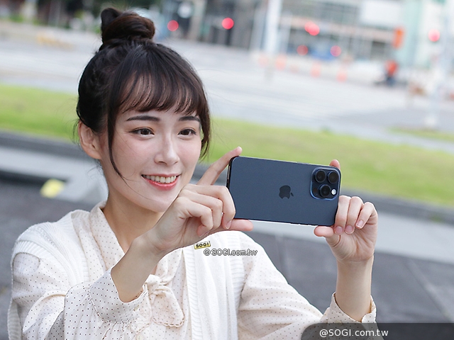 i15價格跌多少？2023年10月全台通訊行iPhone降價排行TOP10- SOGI 手機王
