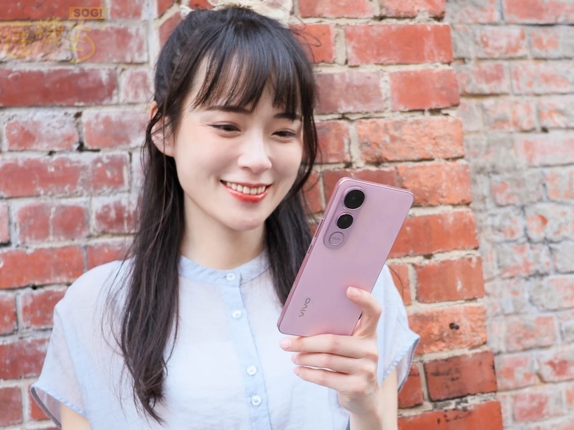 vivo人像拍照手機選這台最便宜！V50 Lite通路最低價格一次看(2025.8)- SOGI 手機王